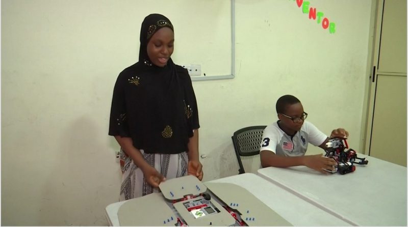 12-year-old Nigerian girl builds robot that folds clothes - Ivory NG